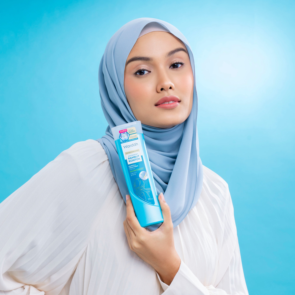 4 Inspirasi Model Hijab yang Cantik dan Stylish Selama Ramadan | Wardah ...